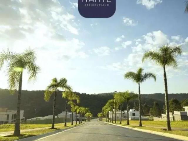 Terreno / Lote para Venda em Santana de Parnaíba/SP Cidade Tamboré