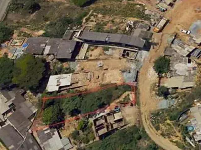 Terreno / Lote para Venda em Santana de Parnaíba/SP Cristal Park