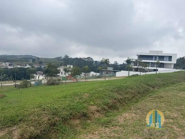 Terreno / Lote para Venda em Santana de Parnaíba/SP Aldeia da Serra