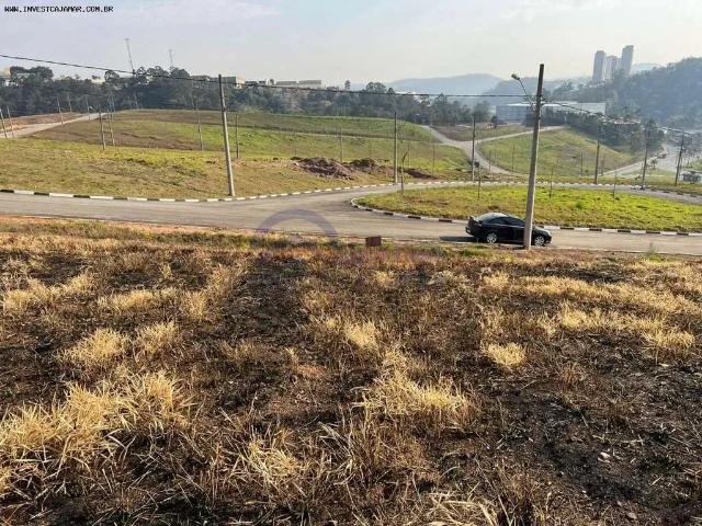 Terreno / Lote para Venda em Santana de Parnaíba/SP Jaguari