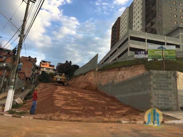 Terreno / Lote para Venda em Santana de Parnaíba/SP Jardim Diva Fazendinha