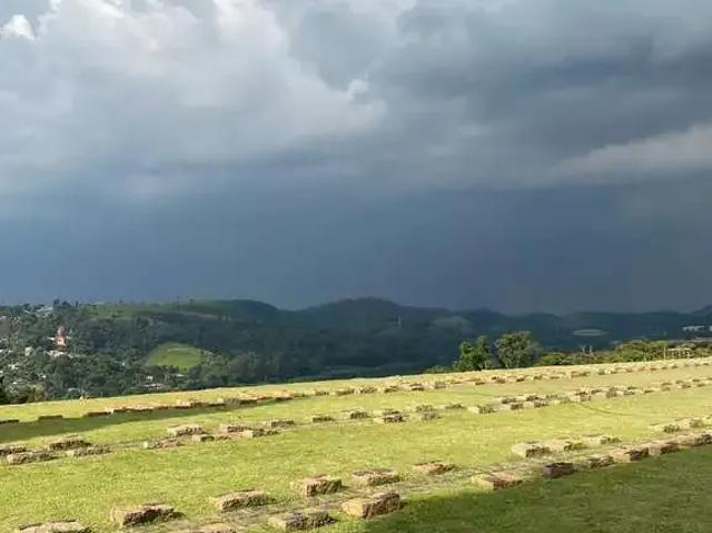 Terreno / Lote para Venda em Santana de Parnaíba/SP Jardim São Luís
