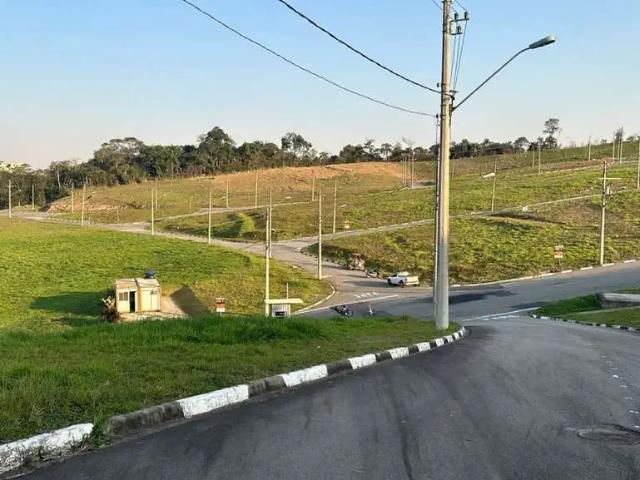 Terreno / Lote para Venda em Santana de Parnaíba/SP Loteamento Jardim das Flores