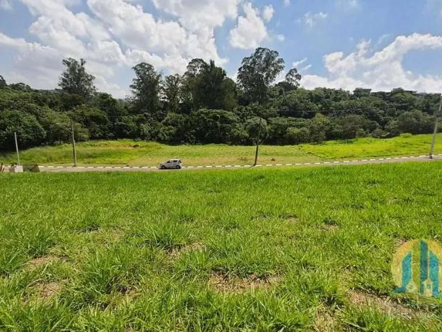 Terreno / Lote para Venda em Santana de Parnaíba/SP Suru
