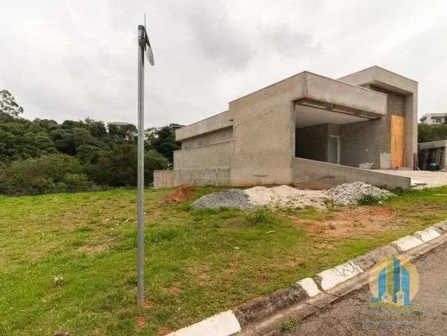 Terreno / Lote para Venda em Santana de Parnaíba/SP Suru