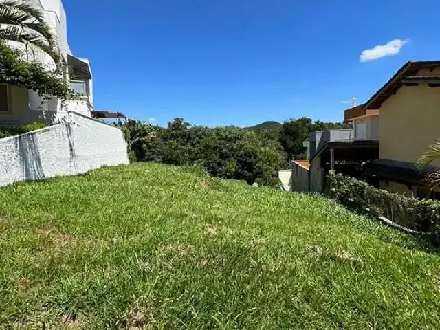 Terreno / Lote para Venda em Santana de Parnaíba/SP Suru