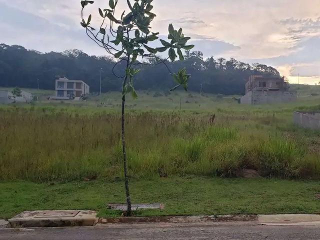Terreno / Lote para Venda em Santana de Parnaíba/SP Quintas do Ingaí