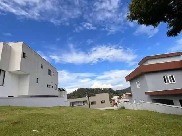 Terreno / Lote para Venda em Santana de Parnaíba/SP Tamboré