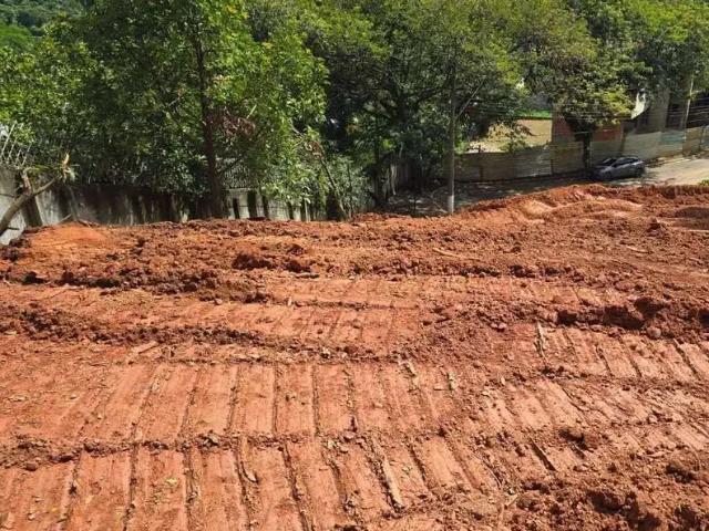 Terreno / Lote para Venda em Santana de Parnaíba/SP Tarumã
