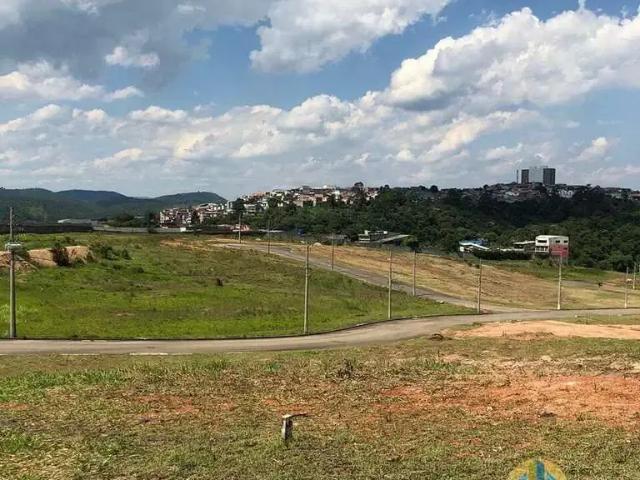 Terreno / Lote para Venda em Santana de Parnaíba/SP Vila Poupança