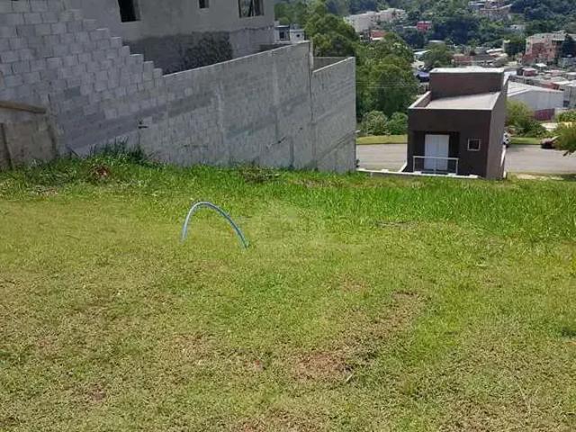 Terreno / Lote para Venda em Santana de Parnaíba/SP Villas do Jaguari
