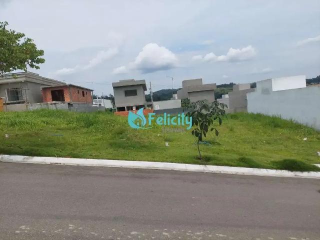 Terreno / Lote para Venda em Santana de Parnaíba/SP Villas do Jaguari