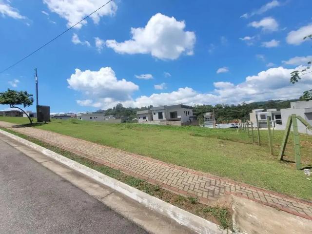 Terreno / Lote para Venda em Santana de Parnaíba/SP Villas do Jaguari