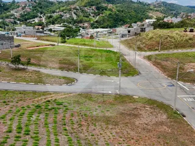 Terreno / Lote para Venda em Santana de Parnaíba/SP Villas do Jaguari