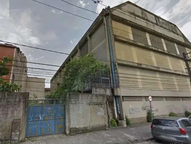 Terreno / Lote para Venda em Santos/SP Vila Nova