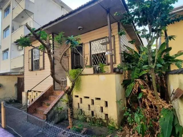 Terreno / Lote para Venda em Santos/SP Campo Grande