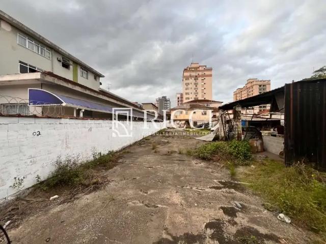 Terreno / Lote para Venda em Santos/SP Campo Grande