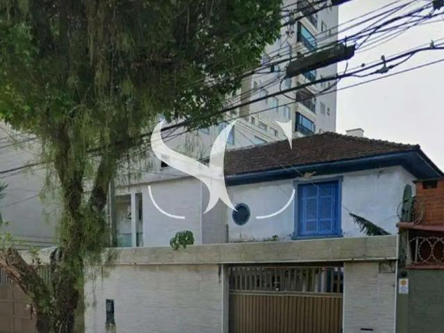Terreno / Lote para Venda em Santos/SP Embaré