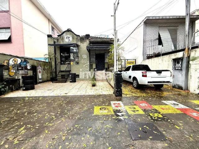 Terreno / Lote para Venda em Santos/SP Embaré