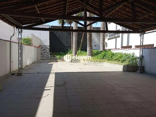 Terreno / Lote para Venda em Santos/SP Encruzilhada