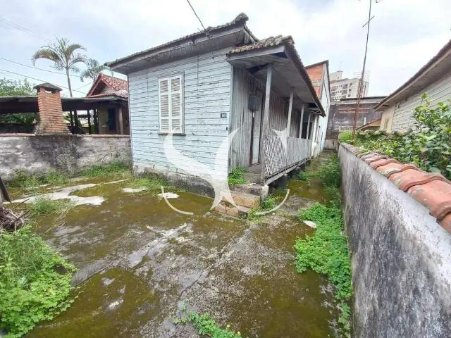 Terreno / Lote para Venda em Santos/SP Estuário