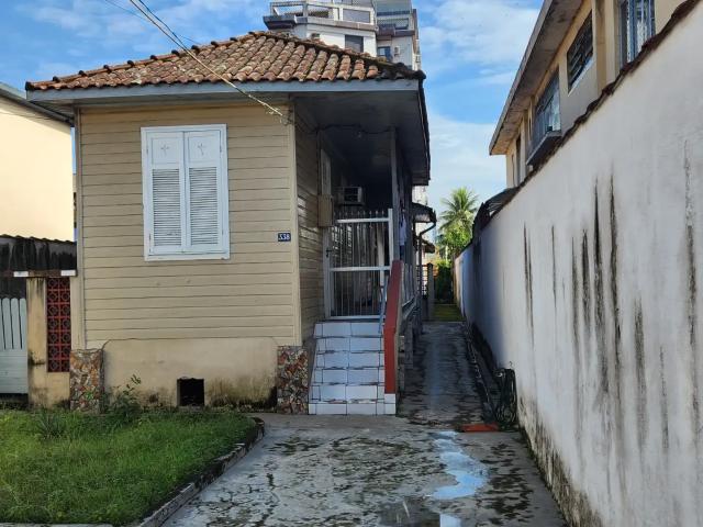 Terreno / Lote para Venda em Santos/SP Estuário