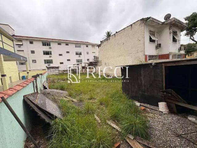 Terreno / Lote para Venda em Santos/SP Gonzaga