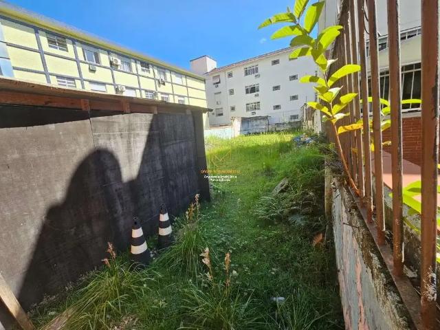 Terreno / Lote para Venda em Santos/SP Gonzaga