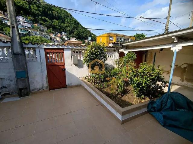 Terreno / Lote para Venda em Santos/SP Marapé