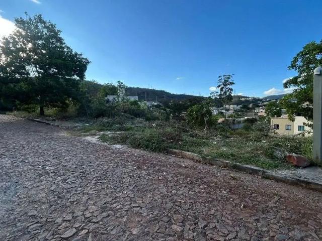 Terreno / Lote para Venda em Sabará/MG Vila Real