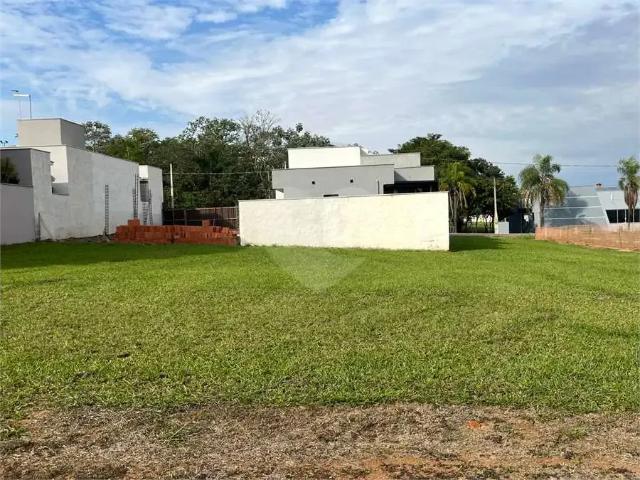 Terreno / Lote para Venda em Saltinho/SP Mato Alto