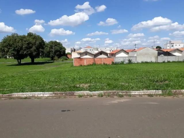 Terreno / Lote para Venda em Saltinho/SP Centro
