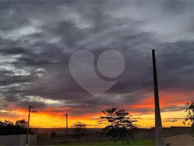 Terreno / Lote para Venda em Salto de Pirapora/SP Centro