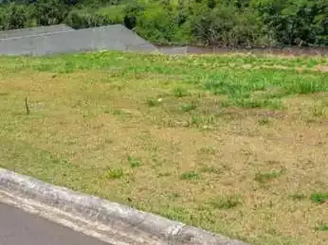 Terreno / Lote para Venda em Salto/SP Mirante dos Ypês