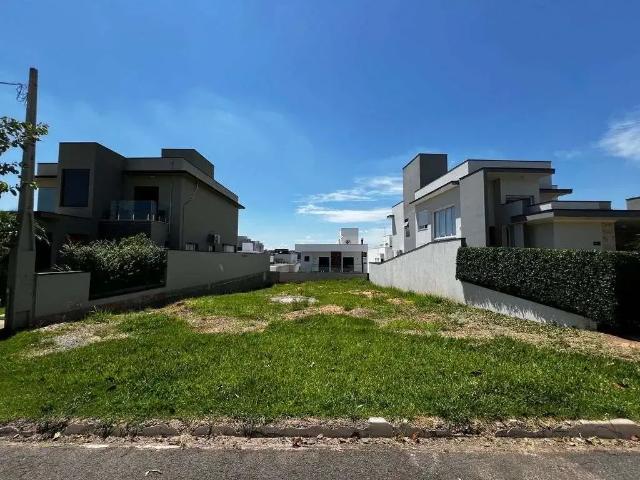 Terreno / Lote para Venda em Salto/SP Centro