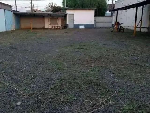 Terreno / Lote para Venda em Salto/SP Centro