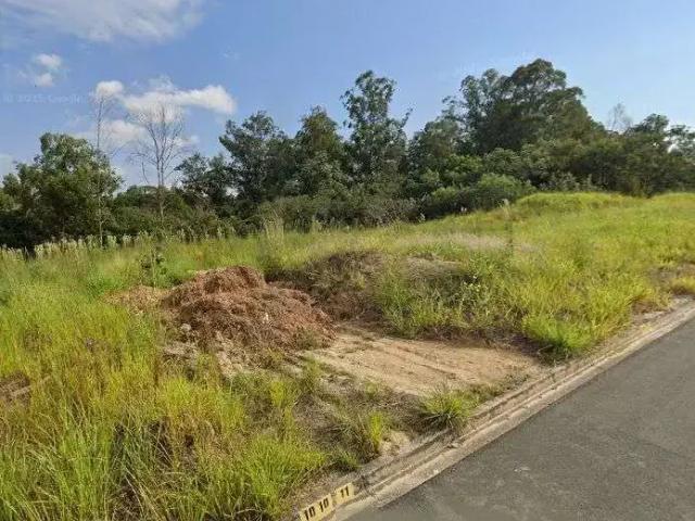 Terreno / Lote para Venda em Salto/SP Jardim Taquaral