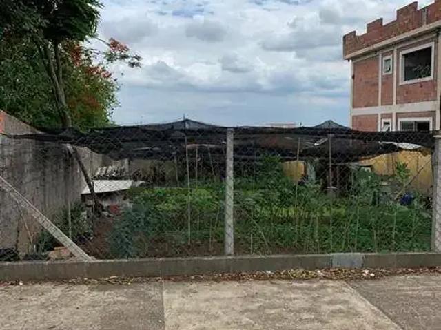 Terreno / Lote para Venda em Salto/SP Jardim Celani