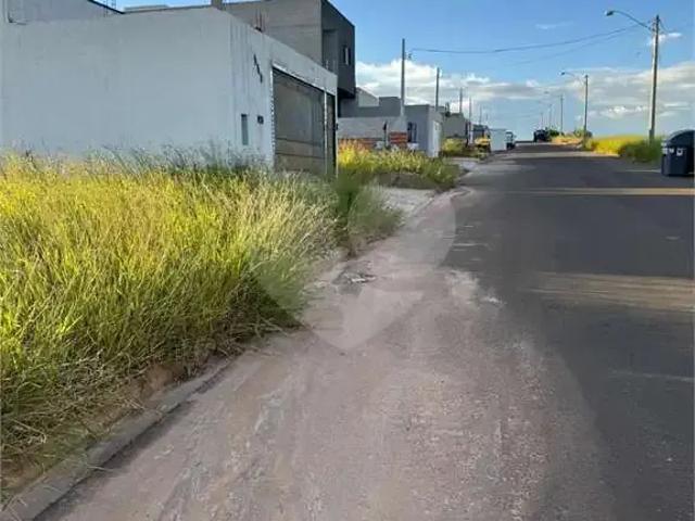 Terreno / Lote para Venda em Salto/SP Jardim dos Ipês