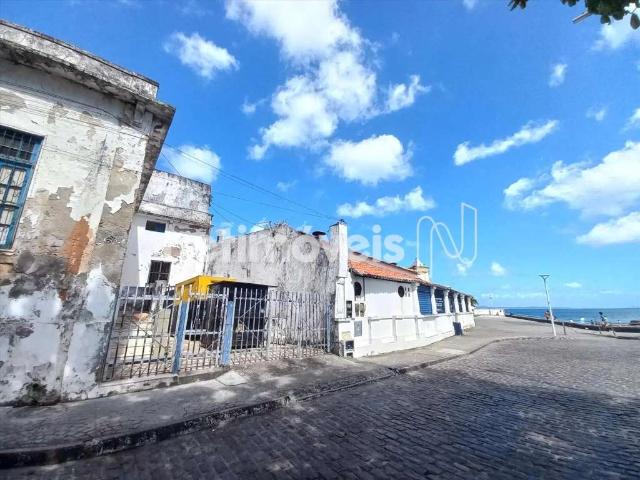 Terreno / Lote para Venda em Salvador/BA Monte Serrat