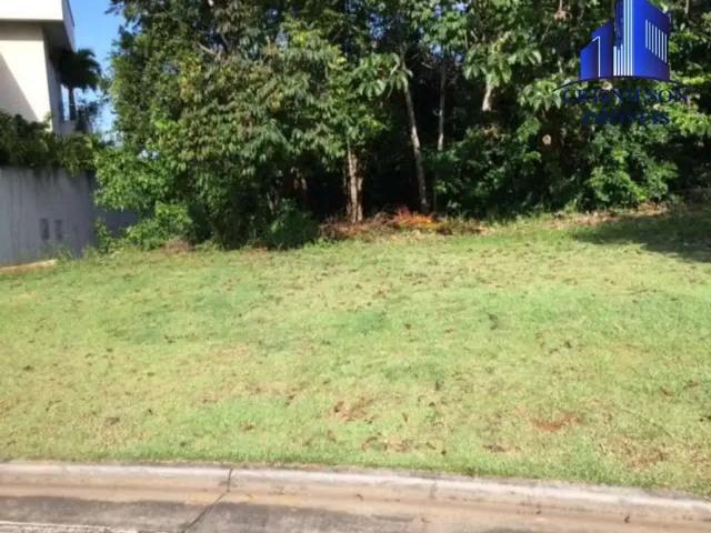 Terreno / Lote para Venda em Salvador/BA Alphaville I