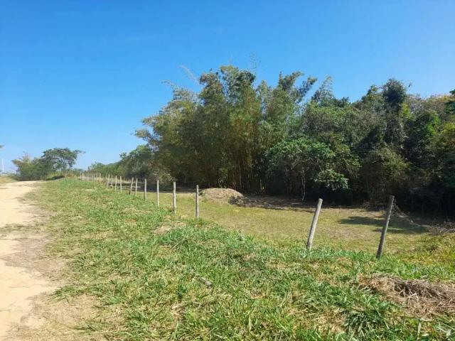 Terreno / Lote para Venda em Saquarema/RJ Jardim