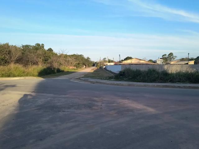 Terreno / Lote para Venda em Saquarema/RJ Jardim Ipitangas