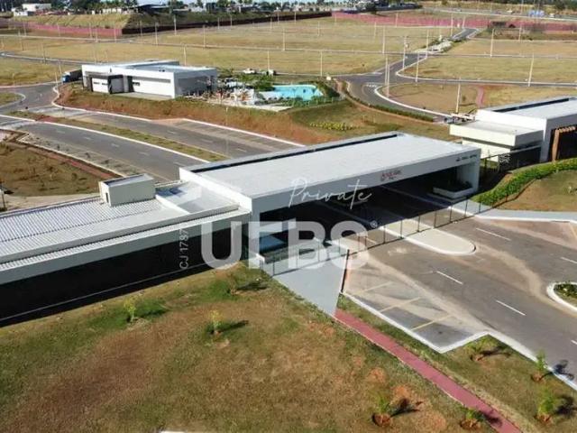 Terreno / Lote para Venda em Senador Canedo/GO Condomínio Alto da Boa Vista