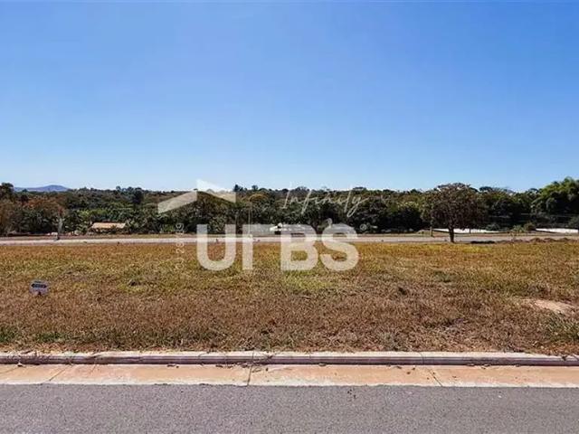 Terreno / Lote para Venda em Senador Canedo/GO Condomínio Alto da Boa Vista