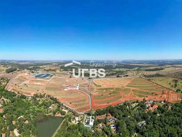 Terreno / Lote para Venda em Senador Canedo/GO Condomínio Alto da Boa Vista