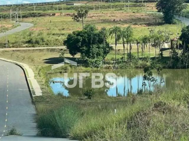 Terreno / Lote para Venda em Senador Canedo/GO Jardins Capri