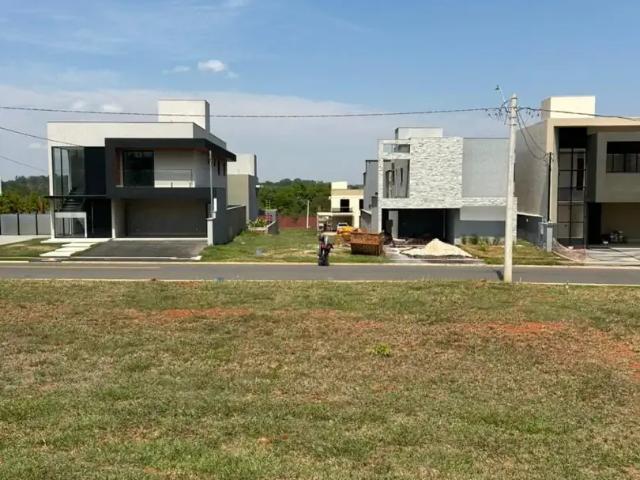 Terreno / Lote para Venda em Senador Canedo/GO Jardins Capri