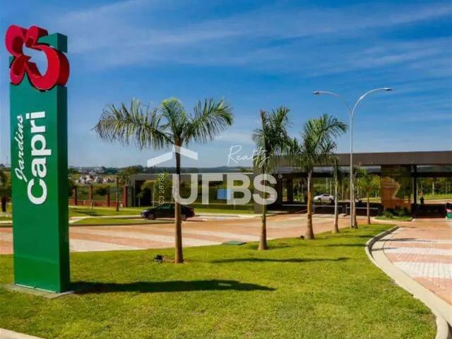 Terreno / Lote para Venda em Senador Canedo/GO Jardins Capri