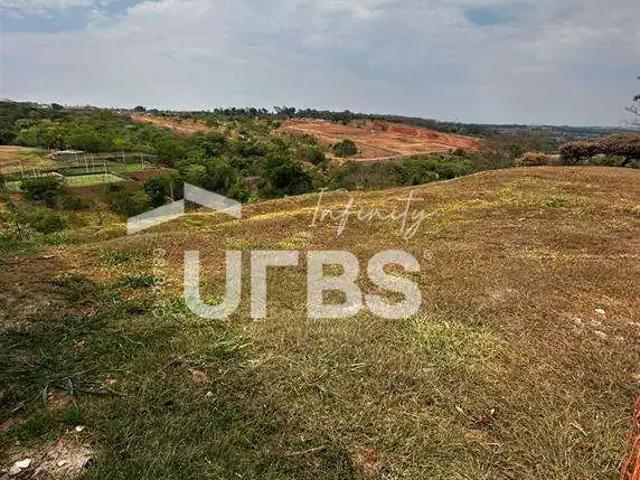 Terreno / Lote para Venda em Senador Canedo/GO Jardins Nápoles